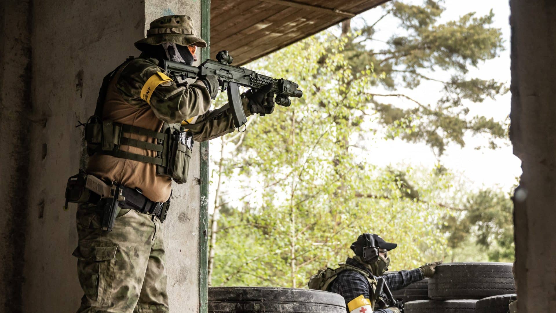 Airsoft in de Ardennen - incl 5000 BB's voor € 75,00 - Ardennen.nl