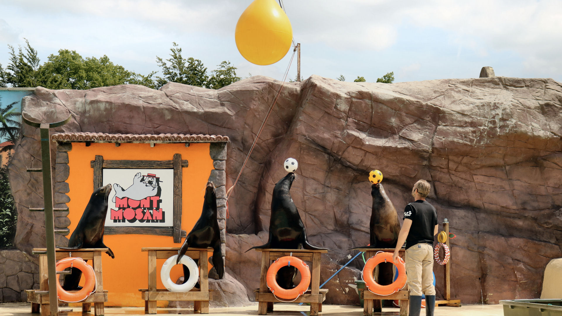 Mont Mosan Kinderpretpark - Alles wat u moet weten voor een bezoek ...