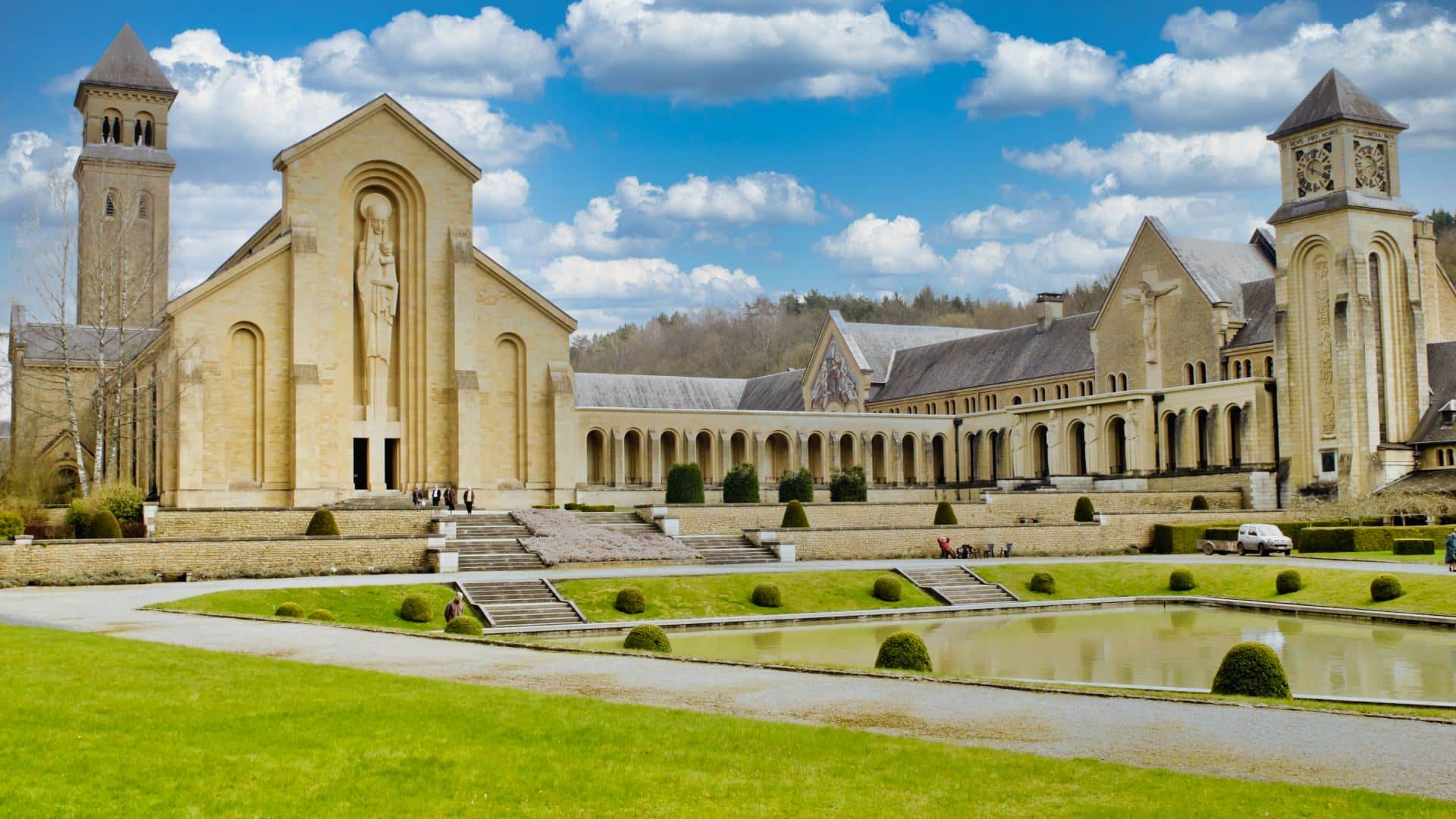 Abdijroute van Rochefort naar Orval - 116 km wandelen - Ardennen.nl